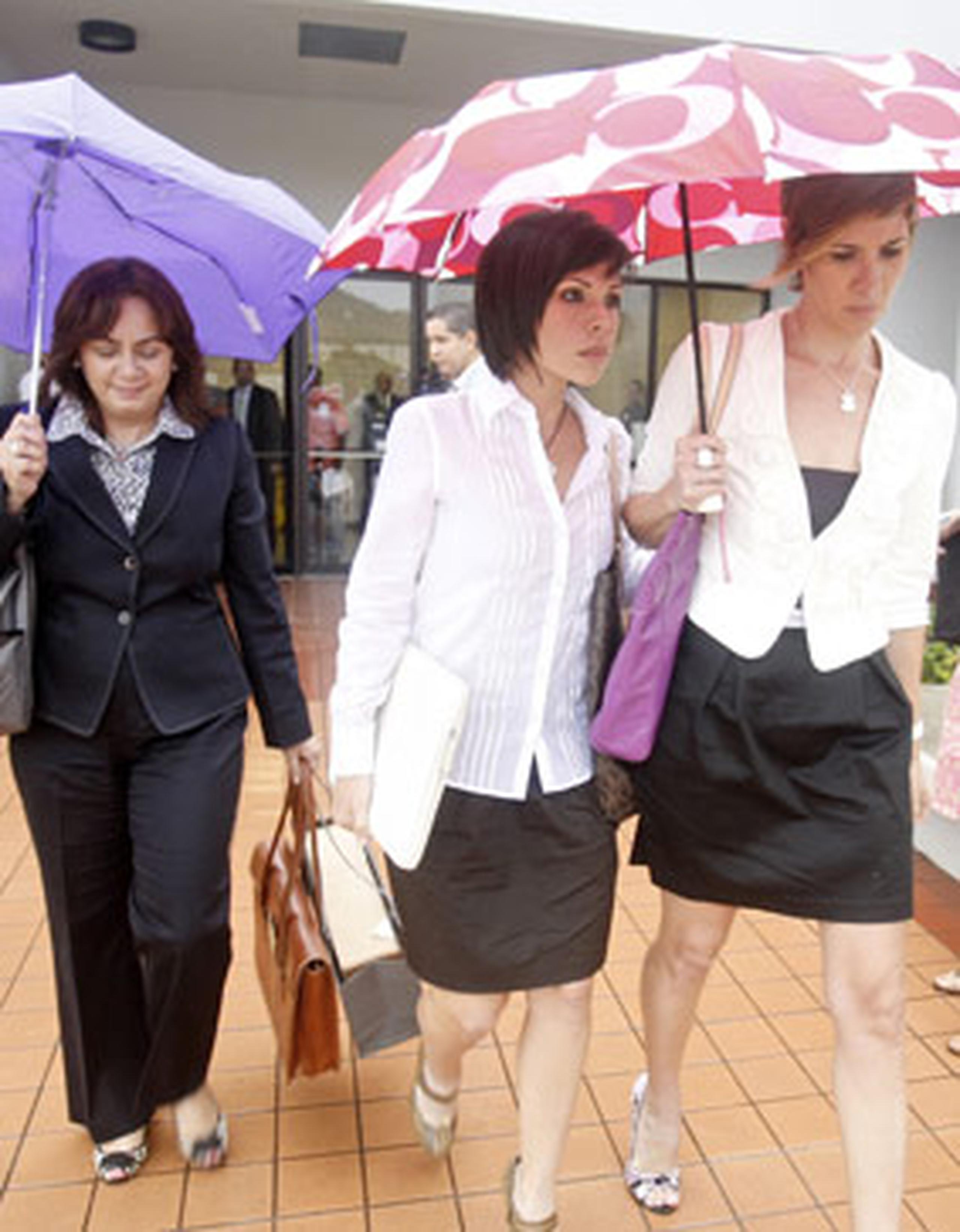 Jueza ordena a De Castro Font que no se acerque a su esposa - Primera Hora