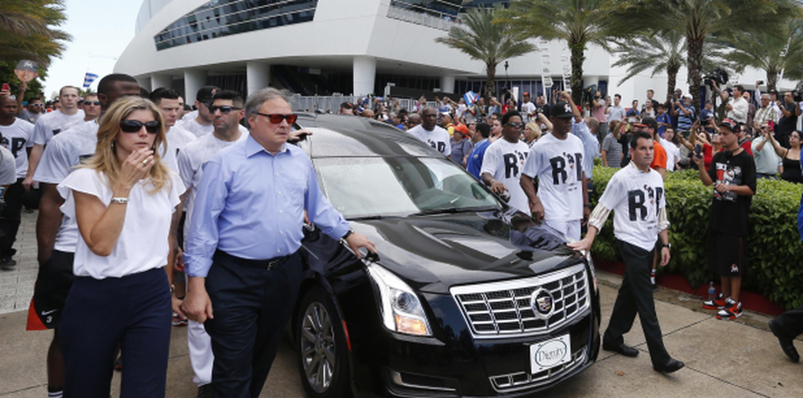 Marlins y fanáticos se despiden de José Fernández - Primera Hora
