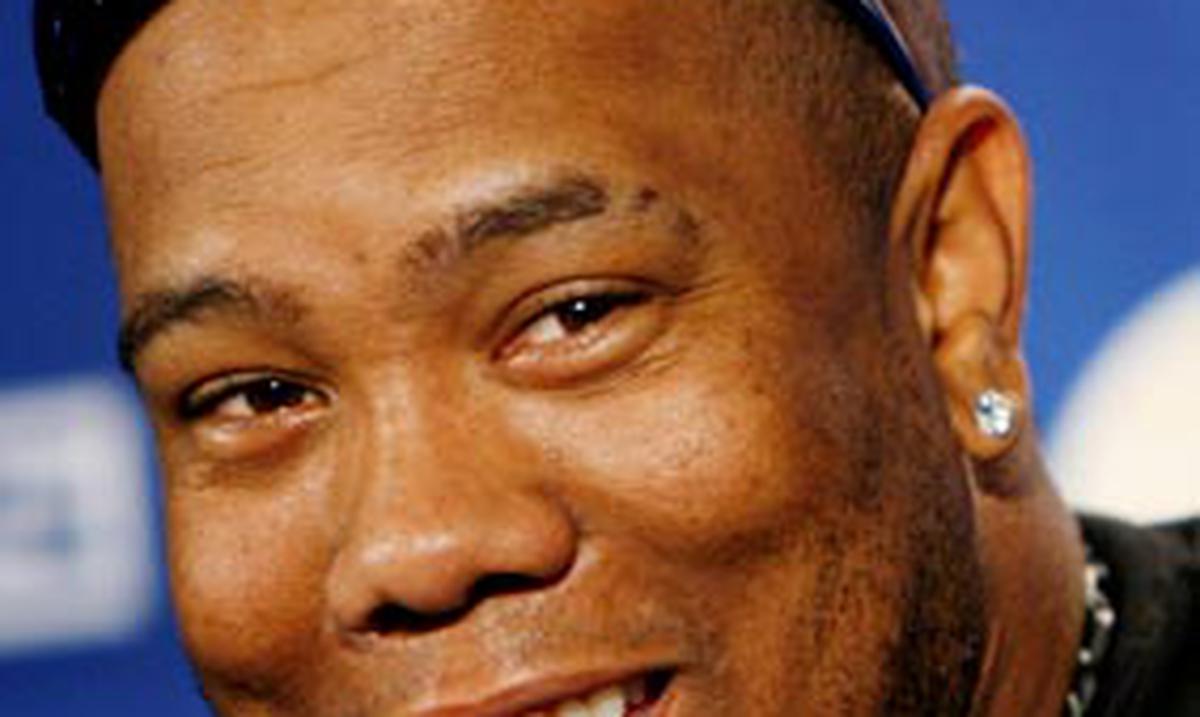 Pelotero Liván Hernández era panita de Angelo Millones - Primera Hora