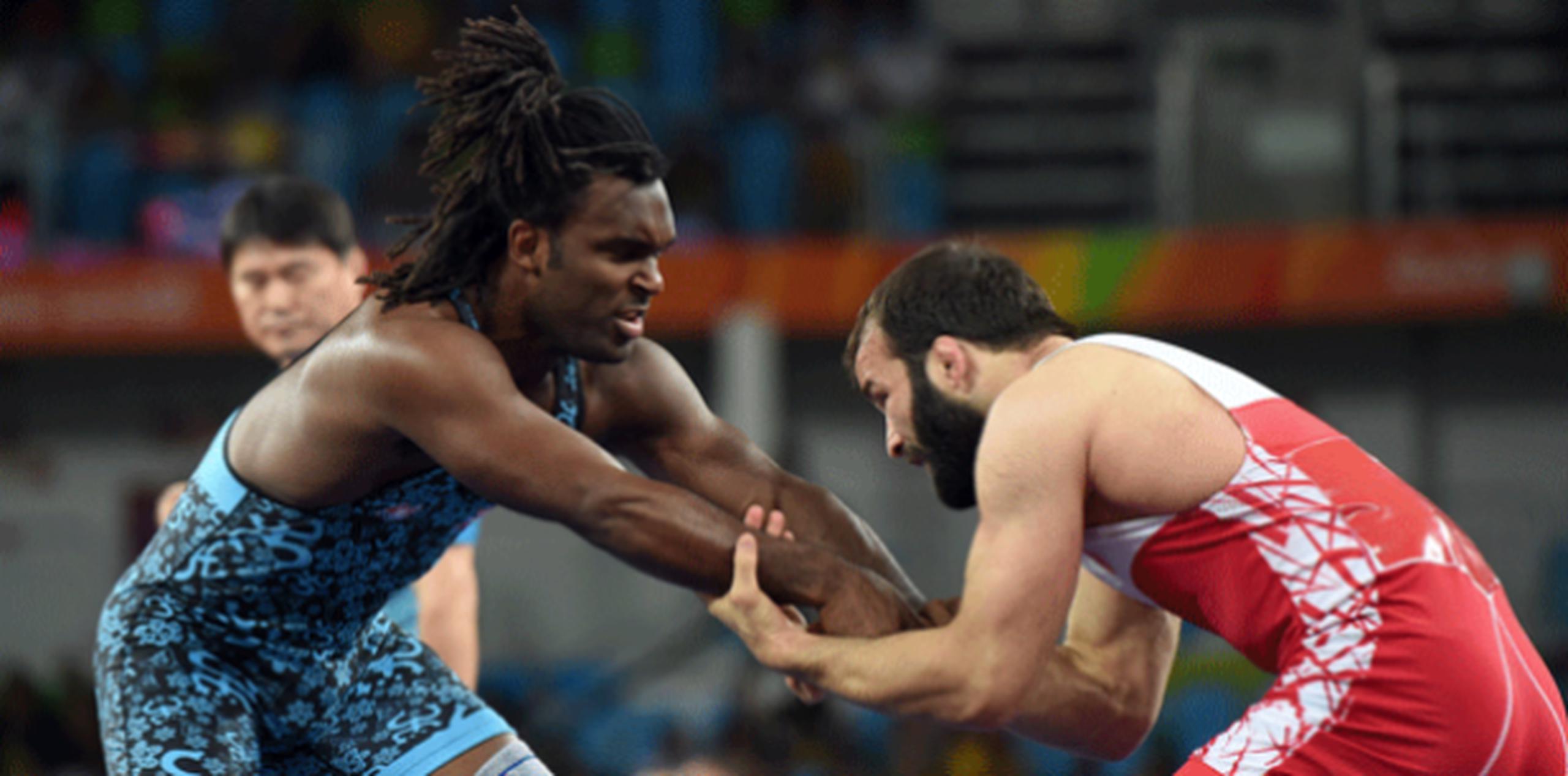 Jaime Espinal queda fuera del Mundial de Lucha - Primera Hora