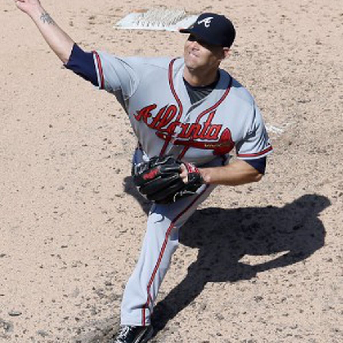 Tim Hudson contiene los bates de los Nacionales - Primera Hora