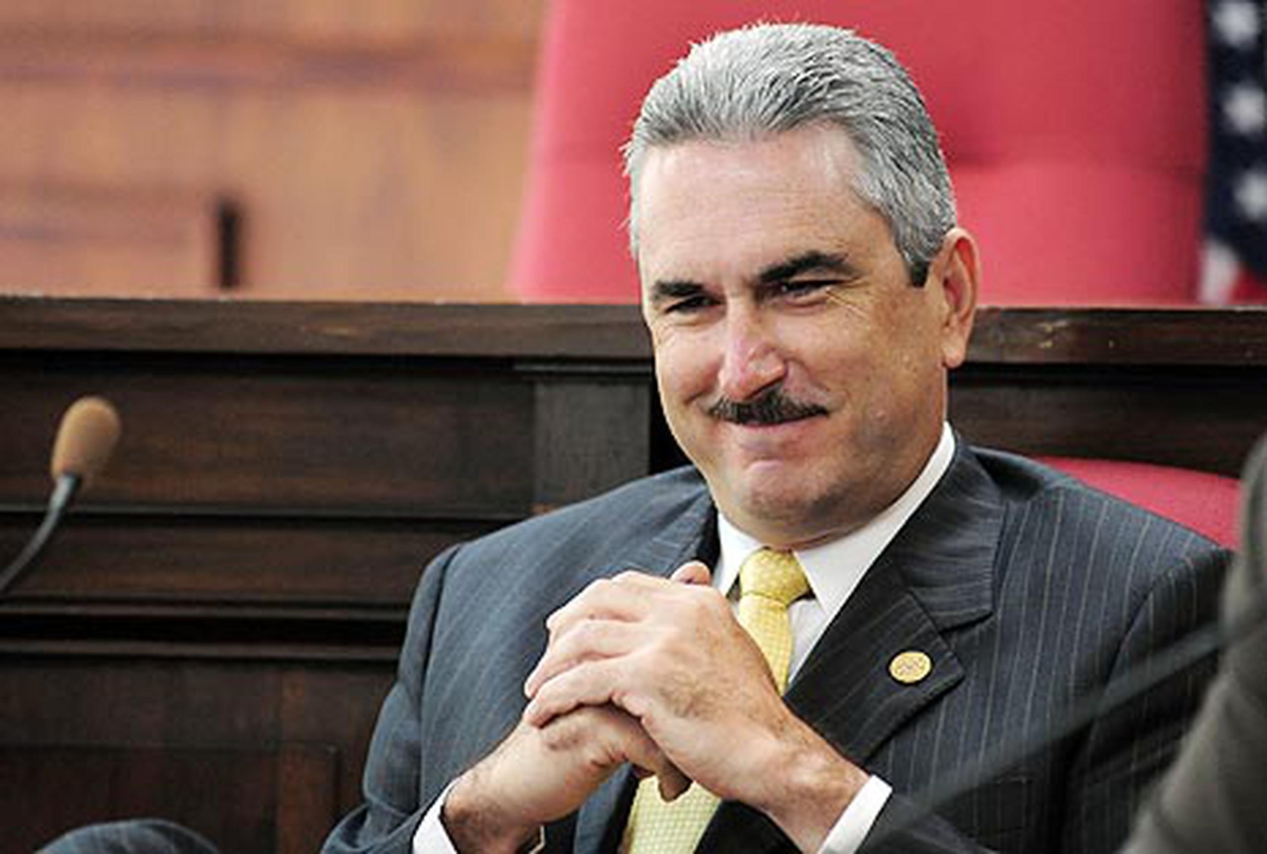 Thomas Rivera Schatz recolecta dinero por su amigo - Primera Hora