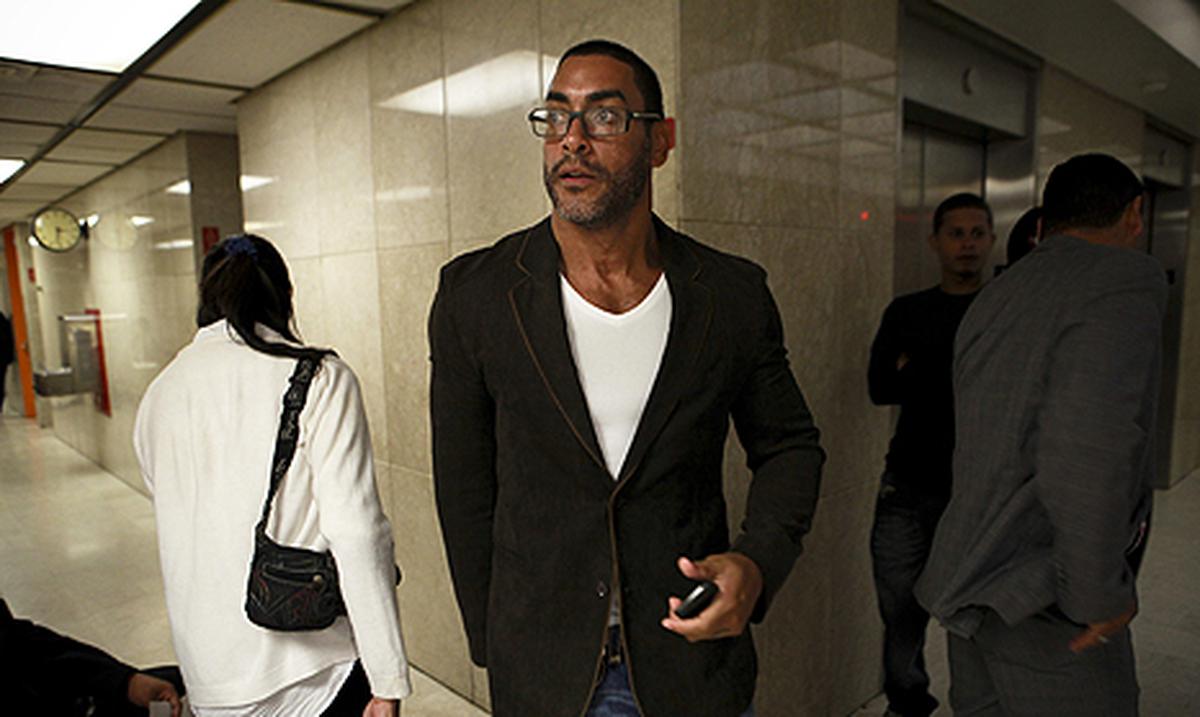 Peter Hance es encontrado culpable por guiar bajo los efectos de ...