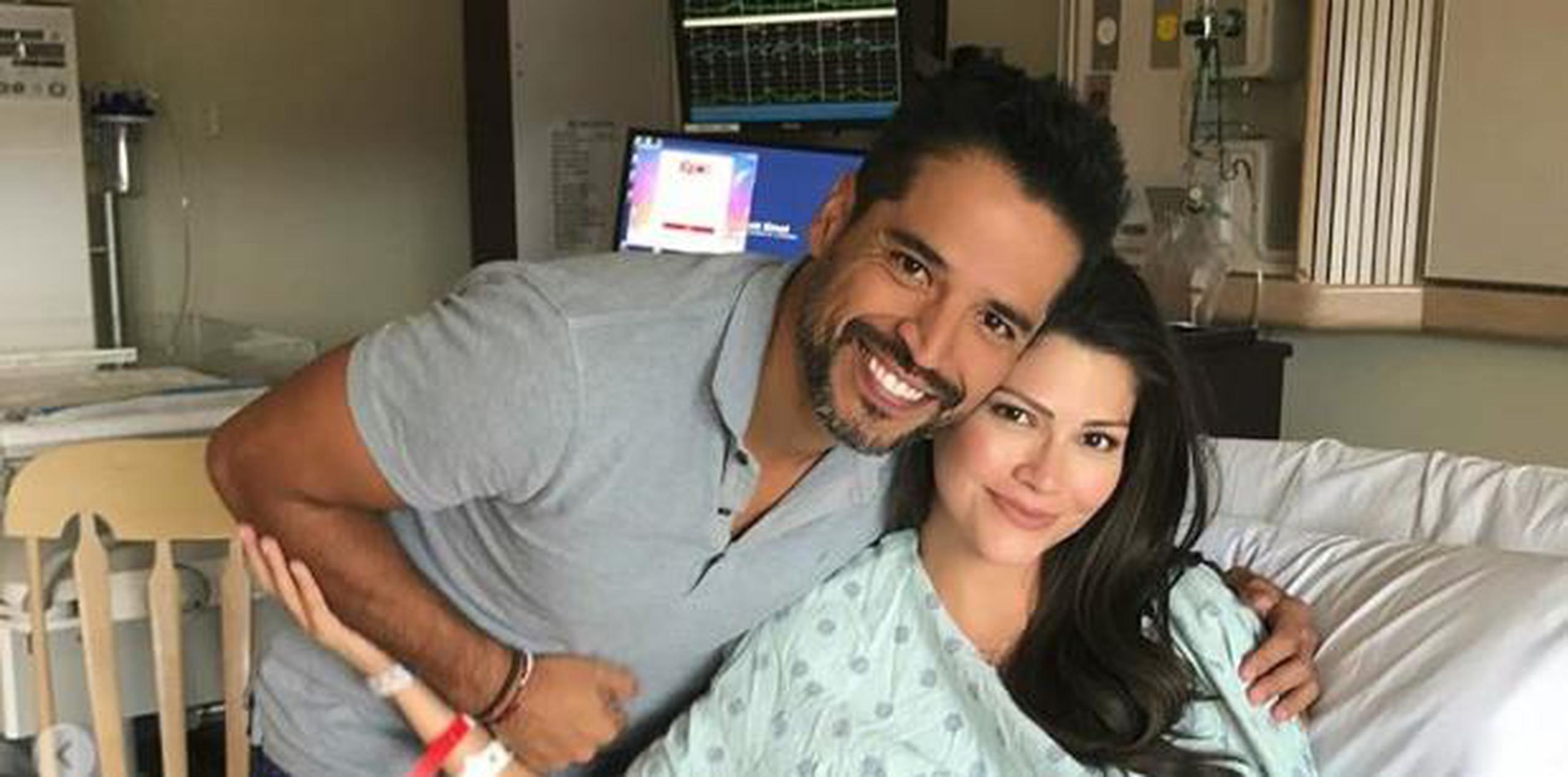 Luis Carlos Martinez Hermano De Karla Martinez