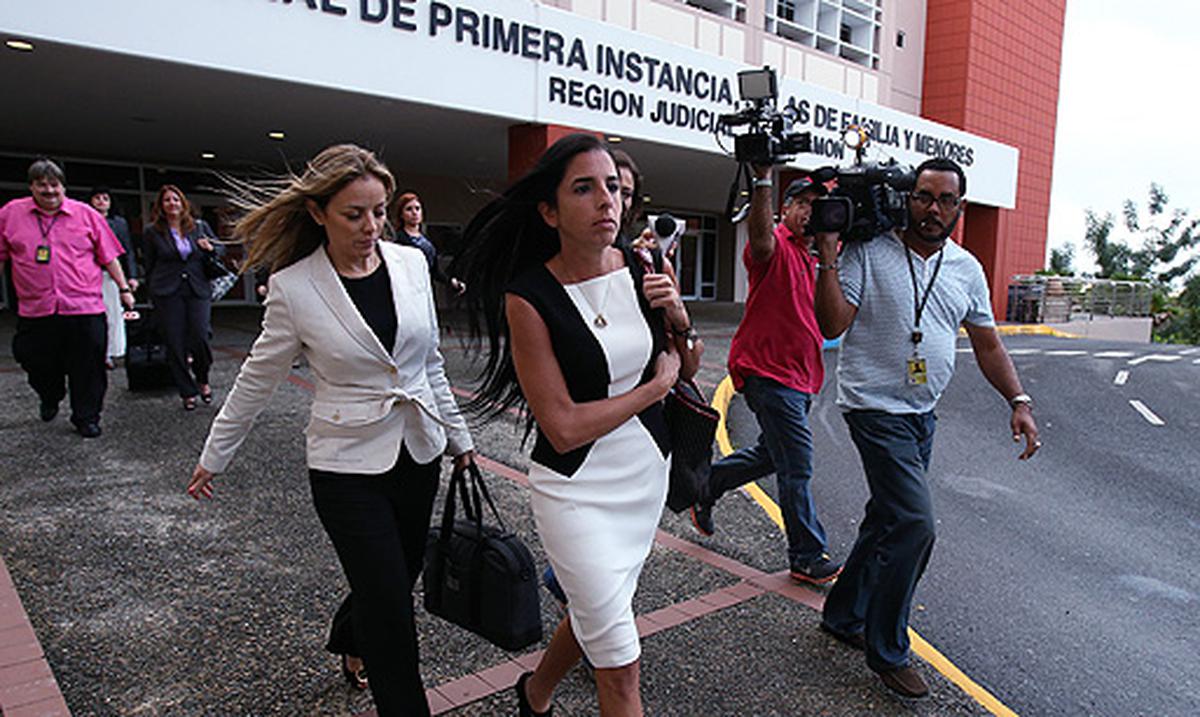 Ana Cacho no verá a sus hijas en Navidad - Primera Hora